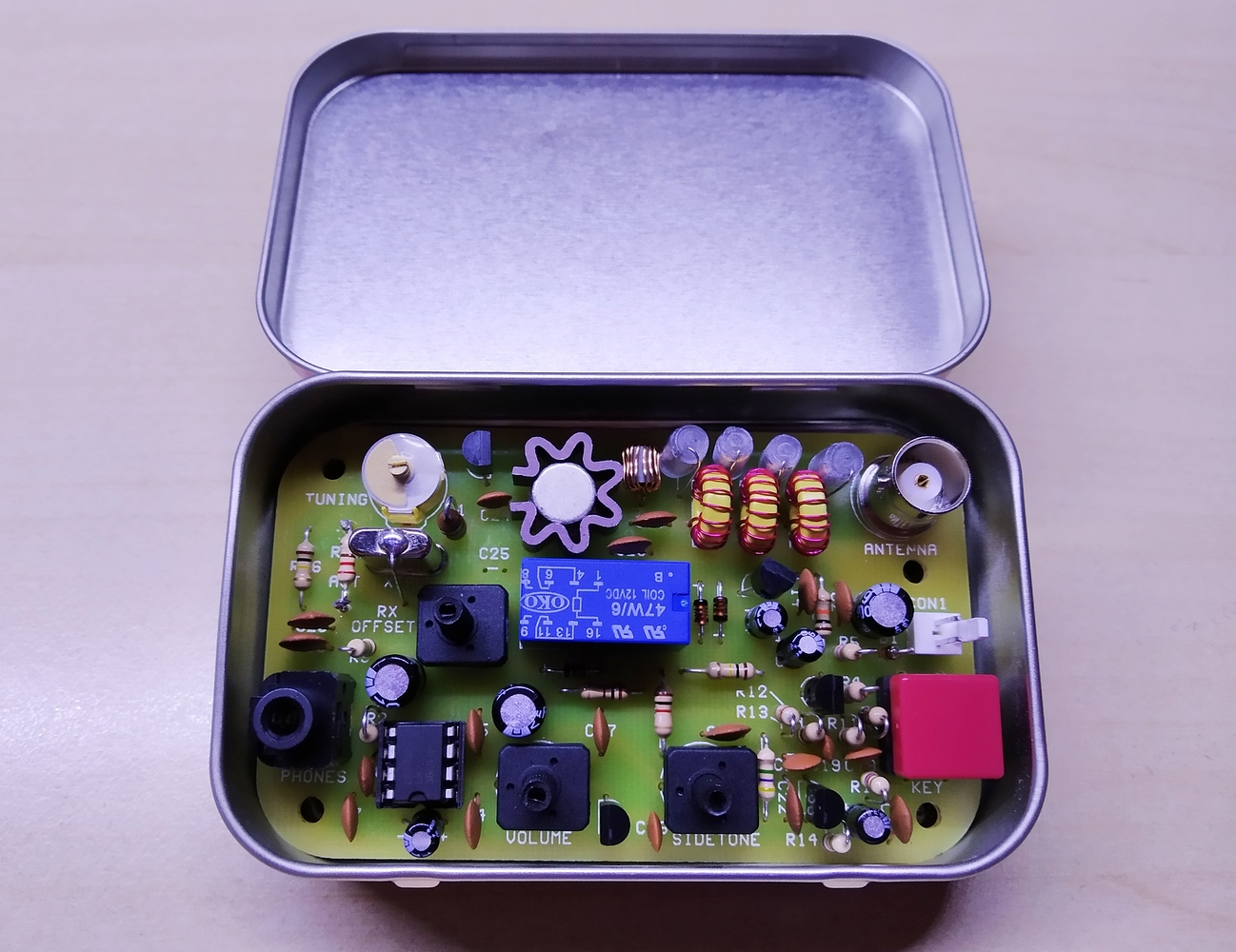 A radio in Altoids tin - Radios & Power - SOTA Reflector