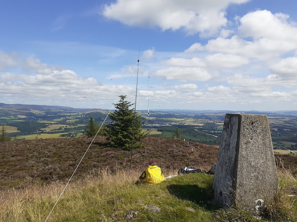 Here comes the Summer... - Activation Reports - SOTA Reflector