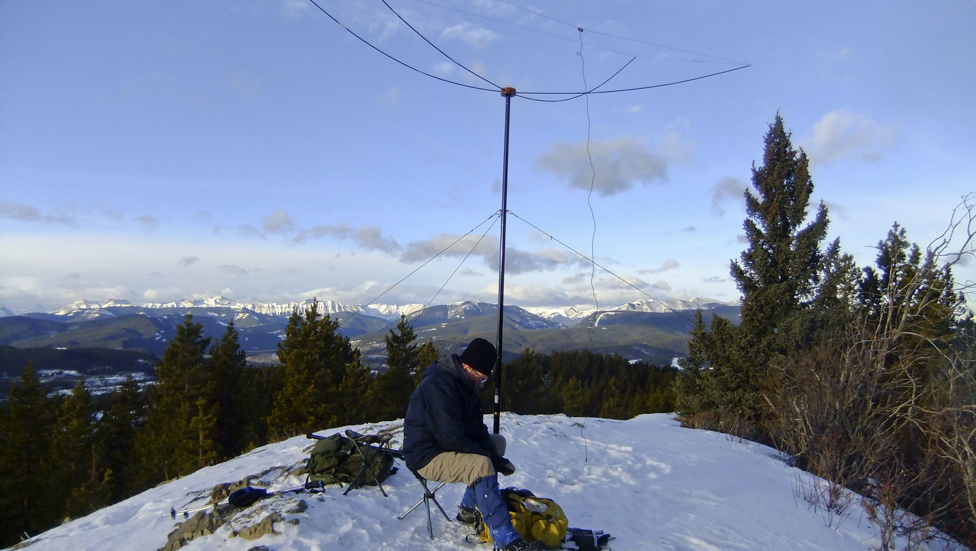 Retractable 2-element HB9CV for 6 meters - Antennas - SOTA Reflector